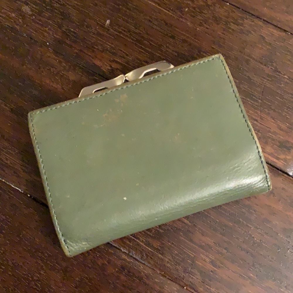 Vera Pelle Green Leather Trifold Wallet With Coin Pou… - Gem